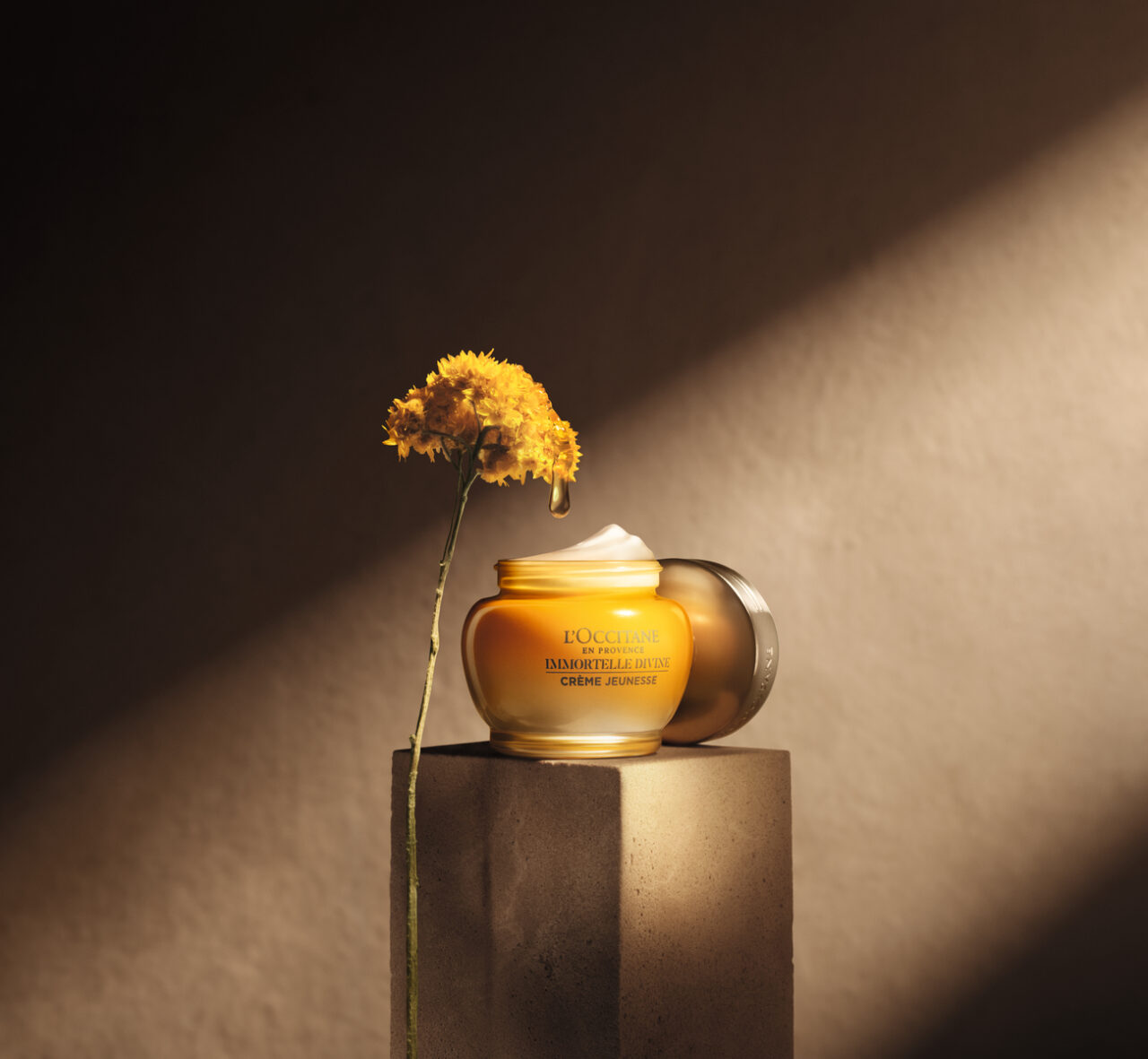 Immortelle Divine: El poder de la flor eterna en el cuidado de tu piel ...